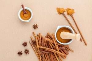 8 Evidence-Based Benefits of Dalchini | Everything Better